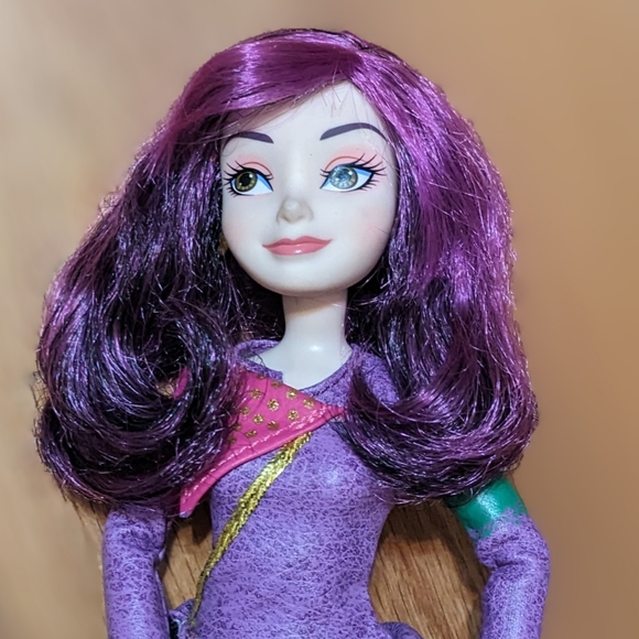 Disney | Toys | Mel Descendants 2 Disney | Poshmark